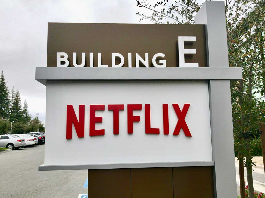 [B! Netflix] Netflixに見る、HDRを軸に進化する配信ビジネス。低レート高画質化や“サムアップ"【西田宗千佳の ...