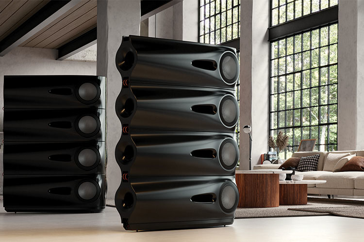 VIVID Audio、超弩級5ウェイ・13ドライバースピーカー「Moya M1」。TIASで披露 - AV Watch