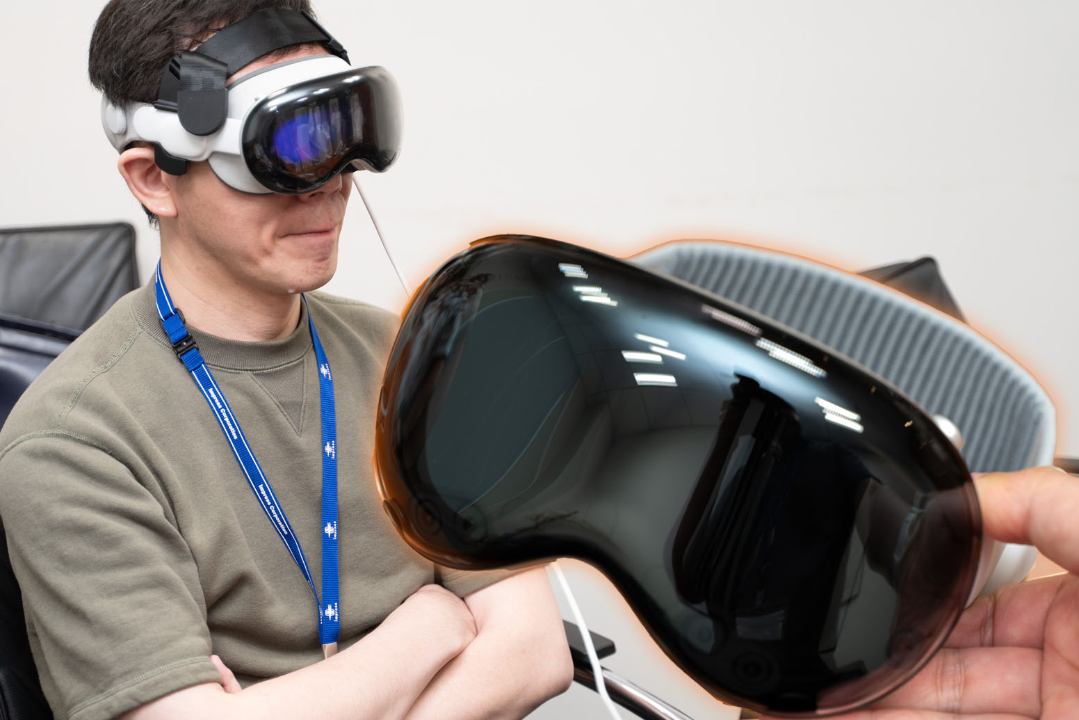 【西田宗千佳のRandomTracking】AV Watch編集部員がチェック。「AV機器」として見たVision Proの実力とは - AV Watch