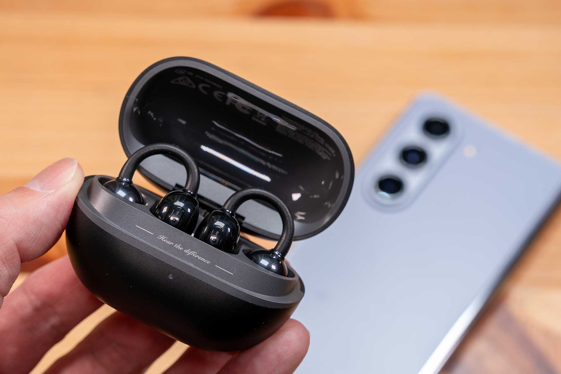 【ミニレビュー】約6000円で買える、SOUNDPEATS「UUイヤーカフ」使ってみた。イヤカフ型入門におすすめ - AV Watch