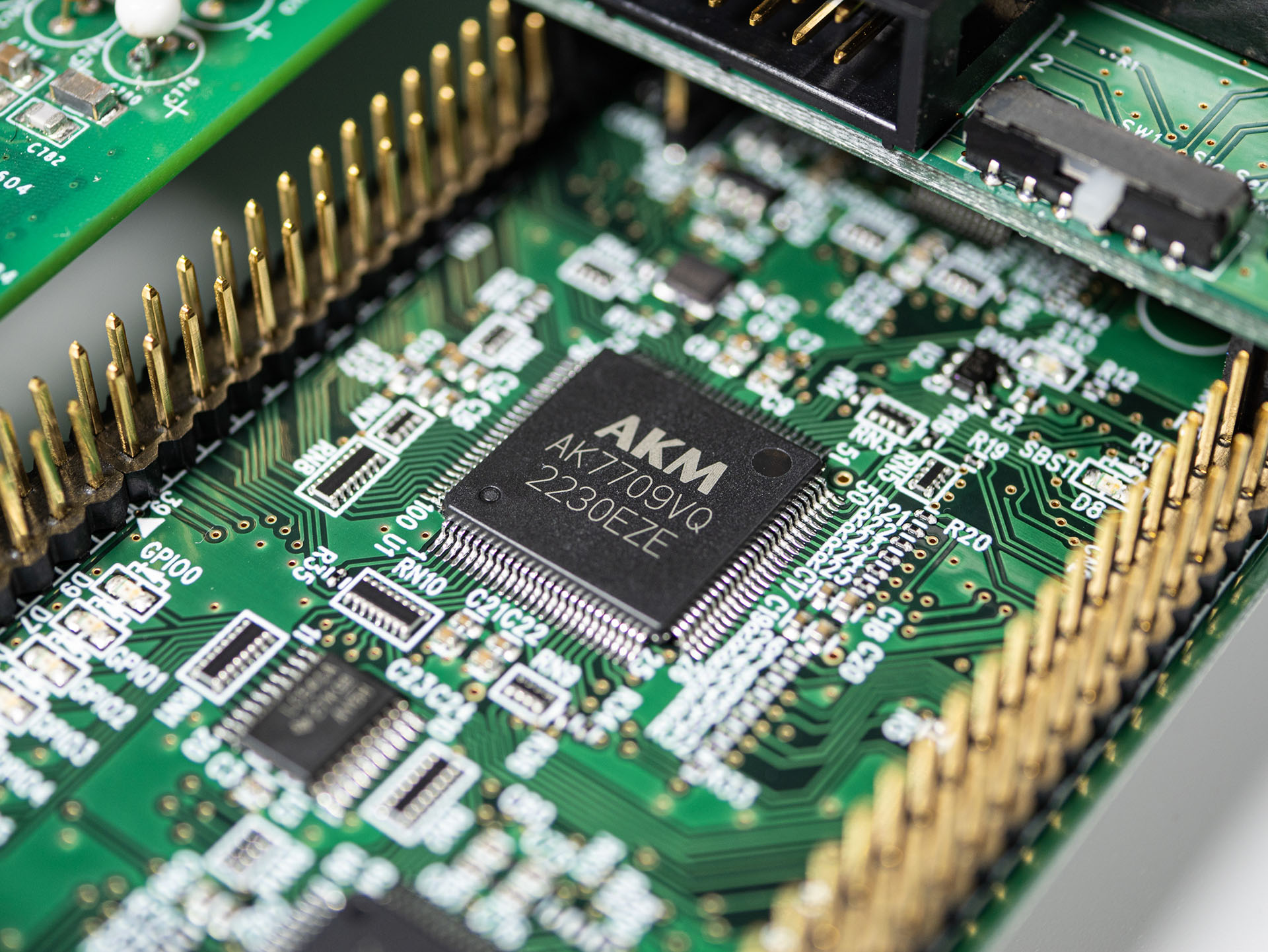 旭化成オーディオ用DSP、Dirac音響補正対応。自動車で臨場感あふれるサウンドを - AV Watch