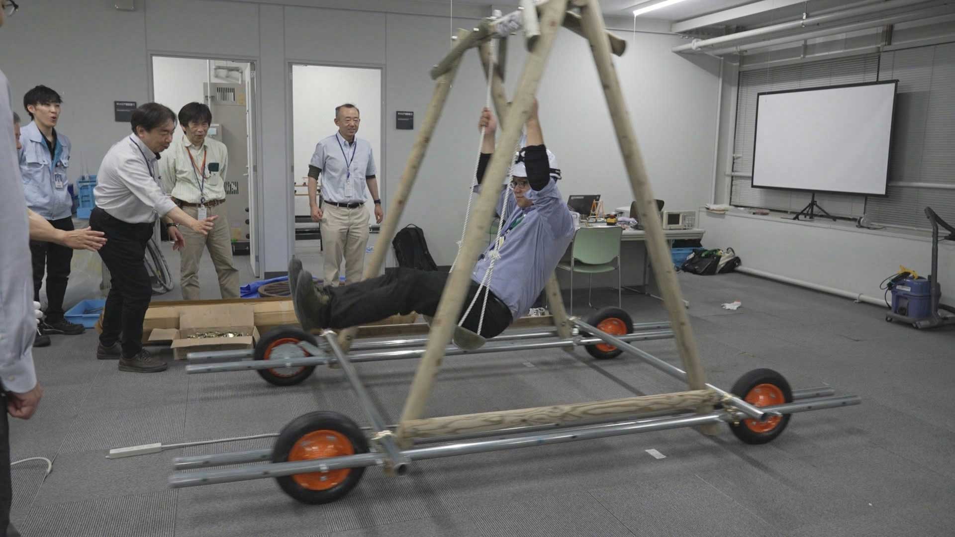 NHK「魔改造の夜」、番組史上最大の“生贄”「ブランコ 25m走」。9月放送 - AV Watch