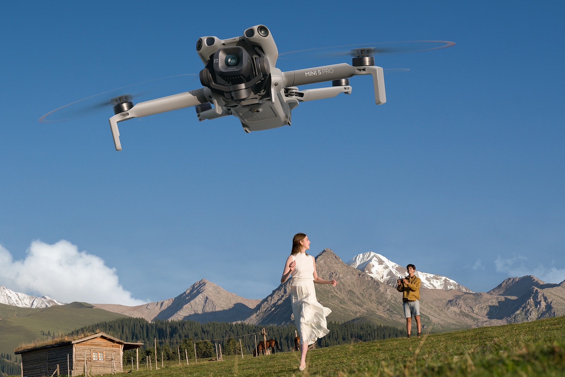 DJI、ミニカメラドローンで世界初の1インチセンサー搭載「DJI Mini 5 Pro」 - AV Watch