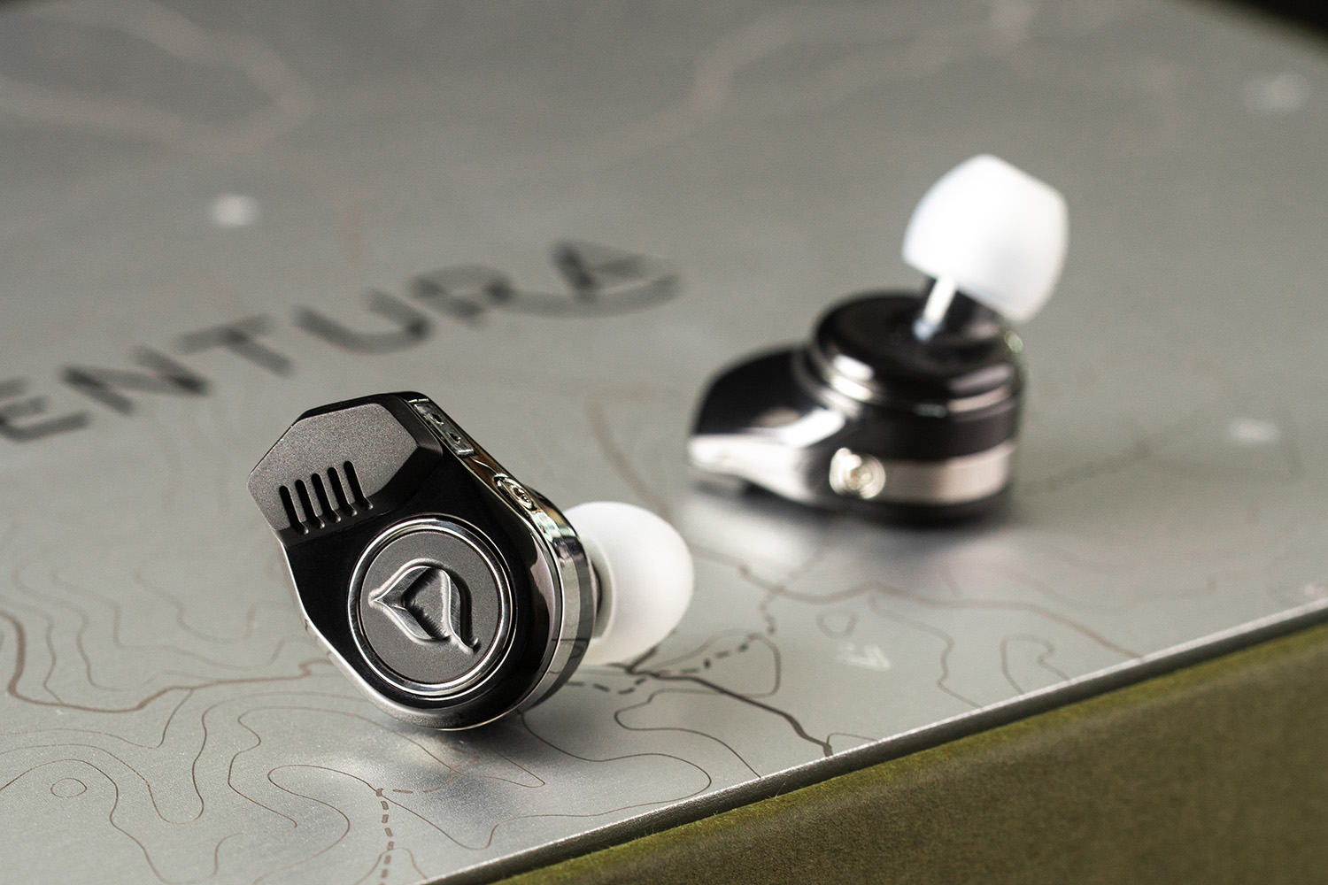 DITA、3年ぶりの最上位イヤフォン「VENTURA」。新開発V4ドライバ×クアッドバッフル - AV Watch