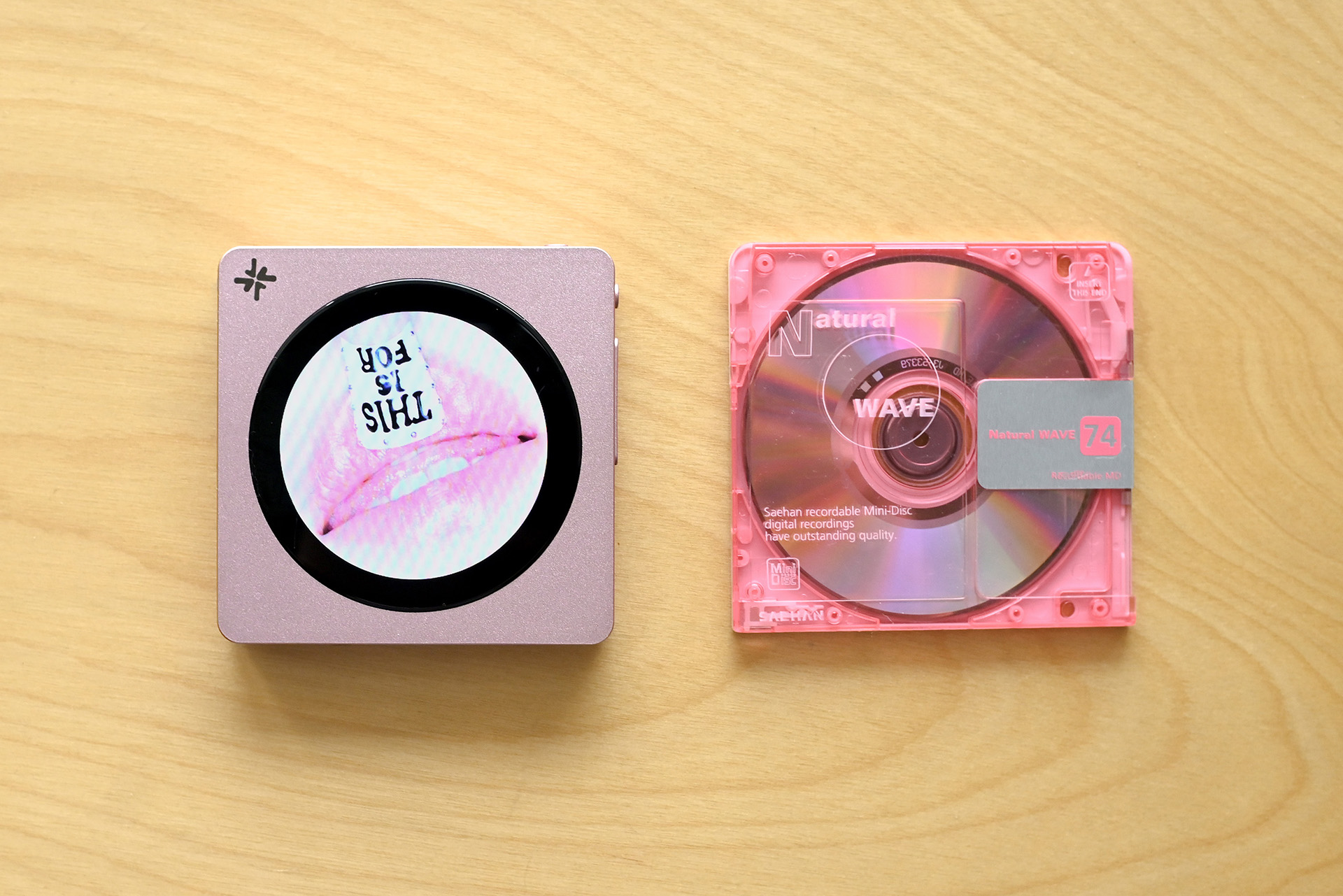 回るアートワークに一目惚れ！MDサイズのミニDAP「Snowsky DISC」が楽しすぎた - AV Watch[Sponsored]